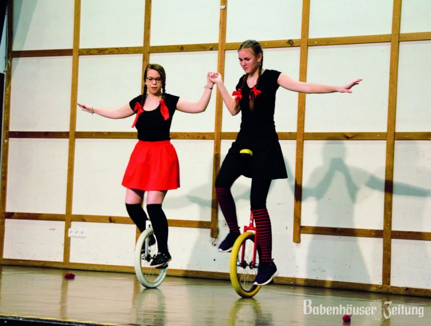 Bruderkette, Einrad-Show und tanzende Sternchen | Babenhäuser Zeitung