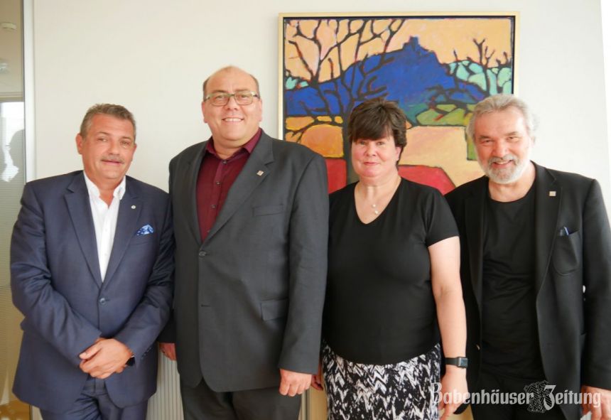 Dr. Thomas Fischbach feiert 25-jähriges Dienstjubiläum | Babenhäuser ...